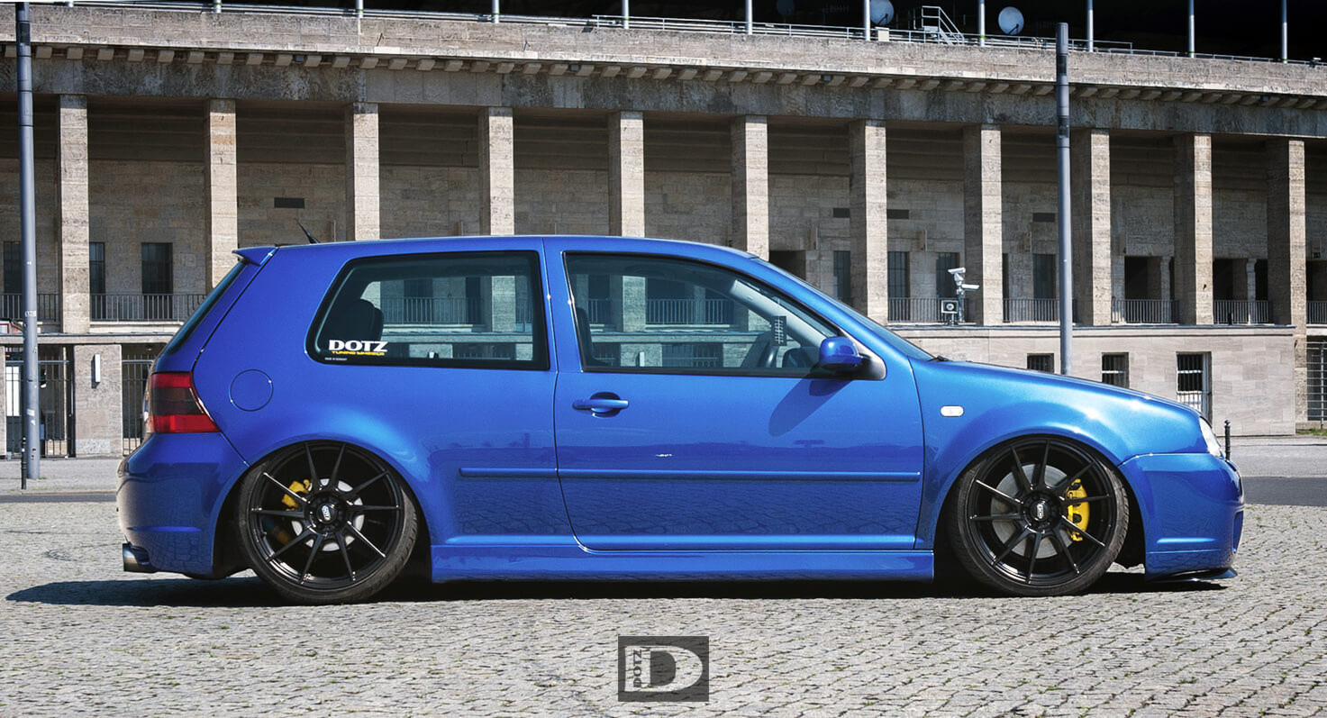 VW Golf MK4 R32 on DOTZ Kendo dark | DOTZ Tuning Wheels